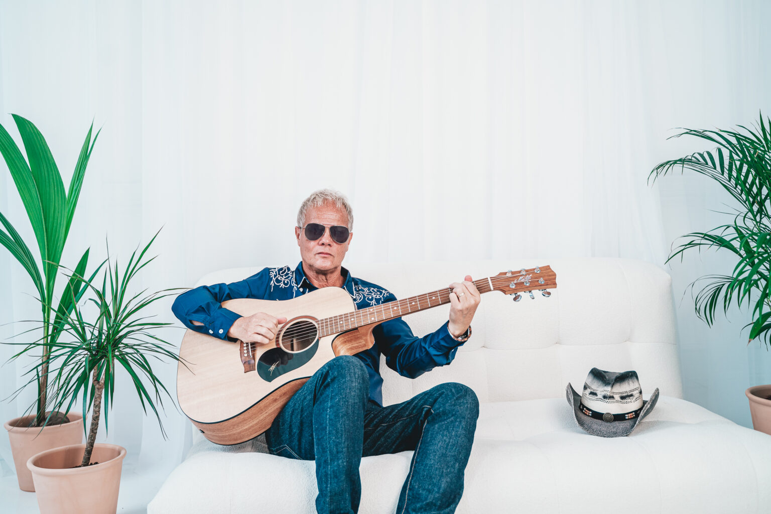 EPK — Steve Strawhead